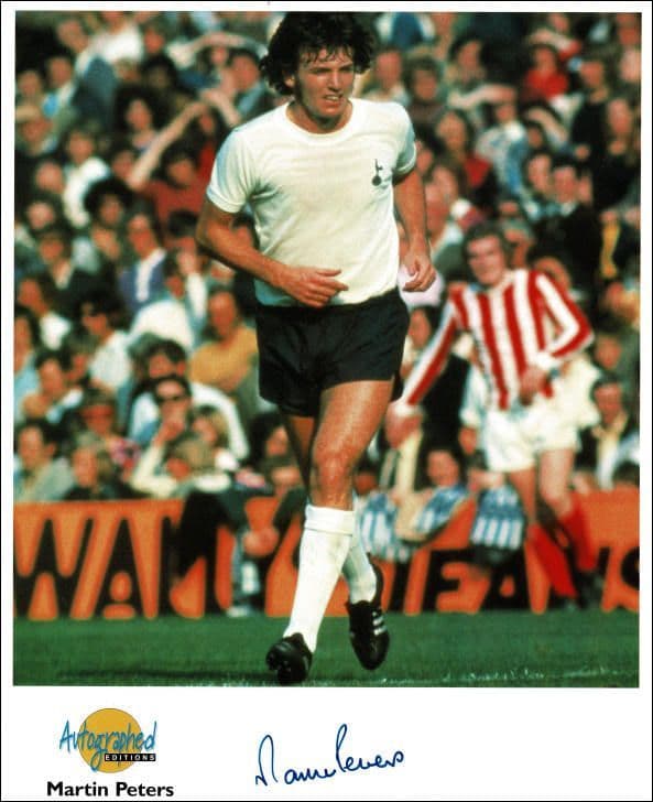 Martin Peters Autograph Signed Photo - England 1966