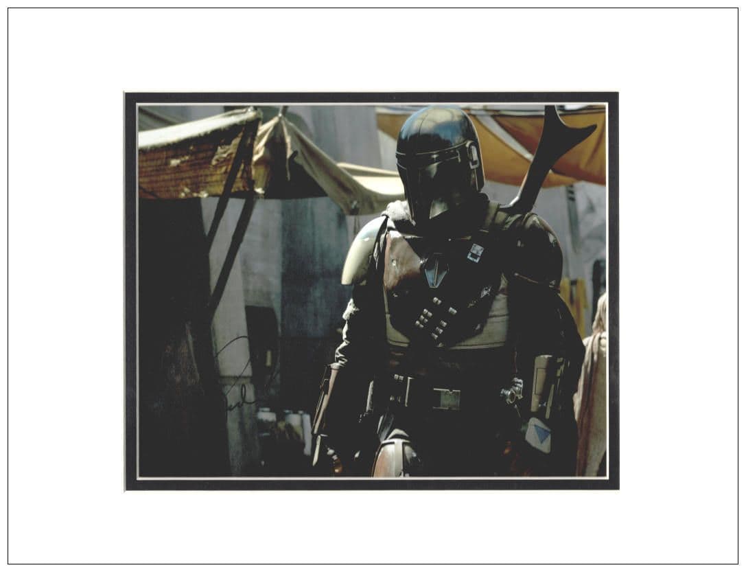 Pedro Pascal Autograph Signed Photo - The Mandalorian