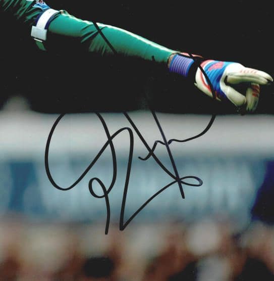 Peter Cech Autograph Signed Photo - Chelsea