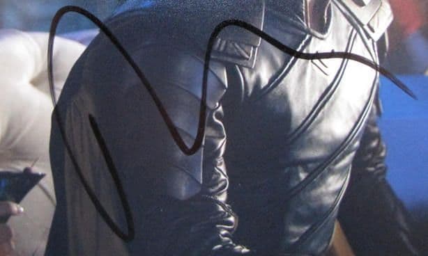 Tom Hiddleston Autograph Photo Signed Loki