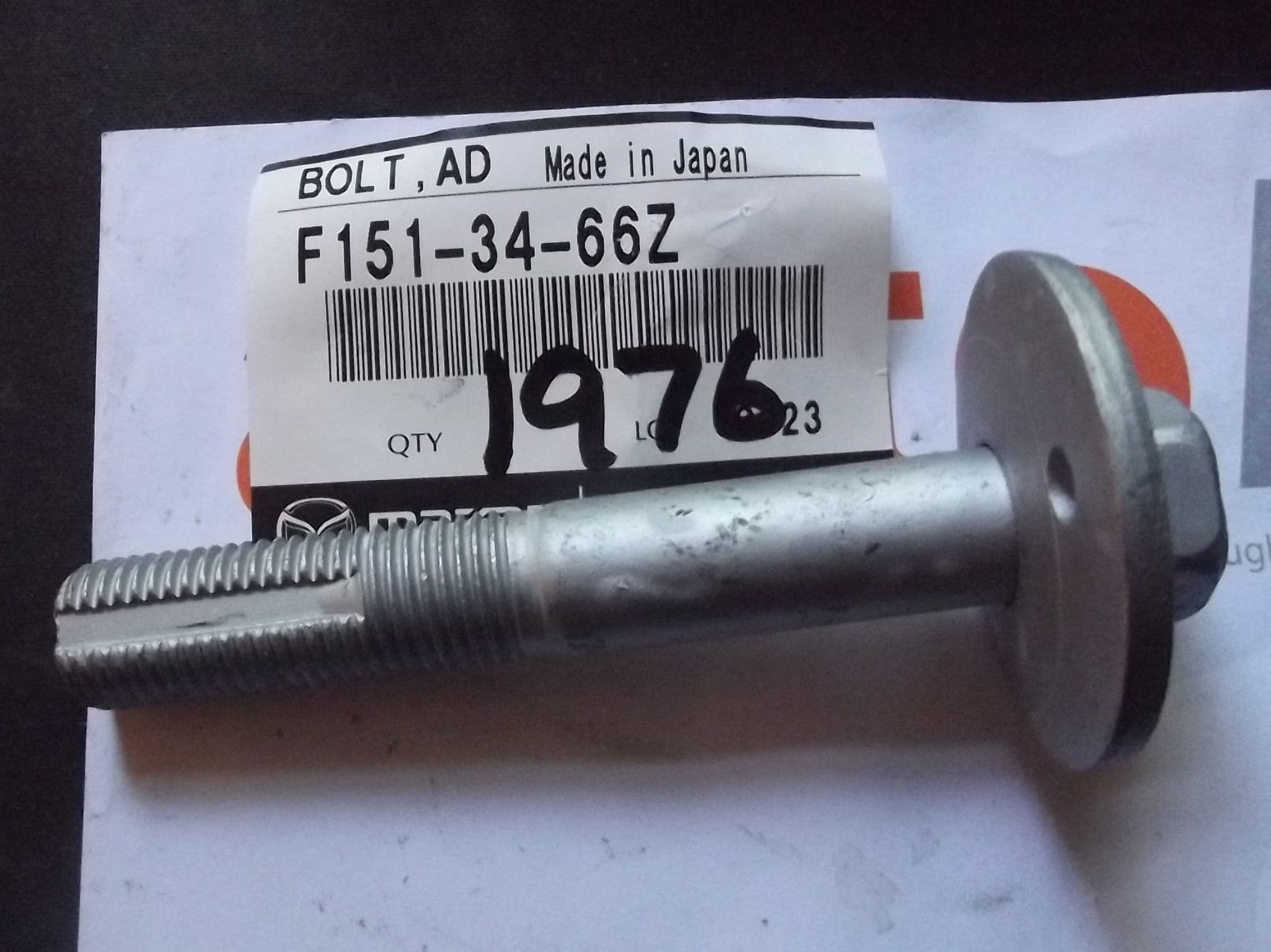 Alignment camber bolt genuine Mazda MX-5 mk3 & RX8 front rearward F1513466Z