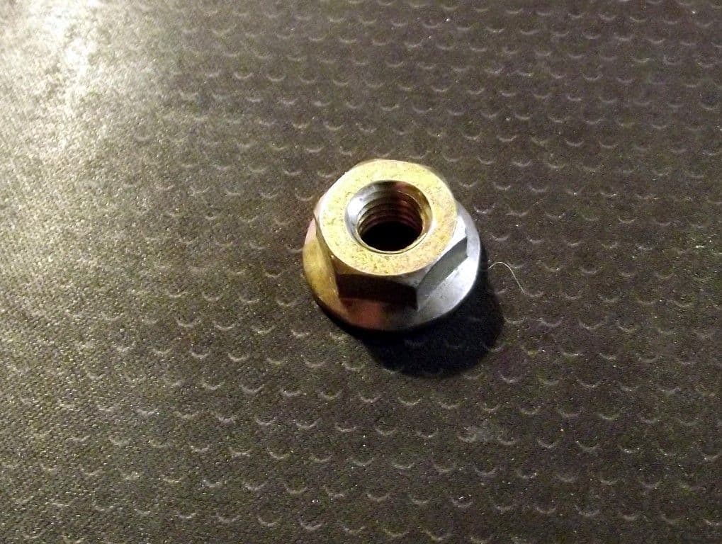 Anti roll bar mounting clamp nut rear Mazda MX-5 999400803 USED