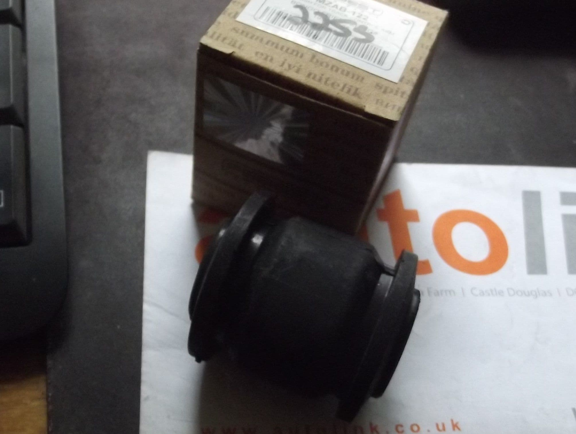 Bush Mazda Bongo Lateral link shaft l/h rear axle aftermarket