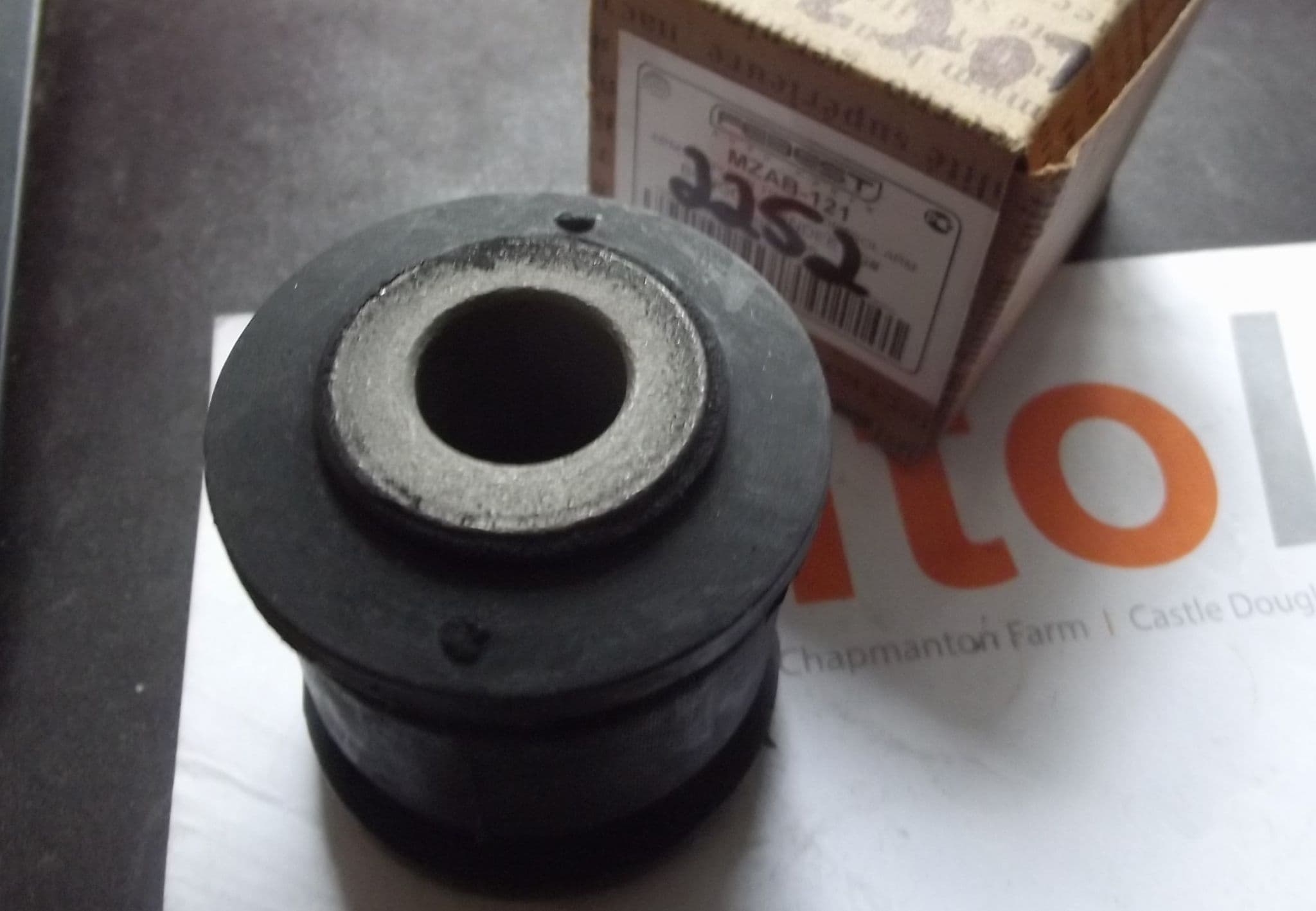 Bush Mazda Bongo Lateral link shaft r/h rear axle aftermarket