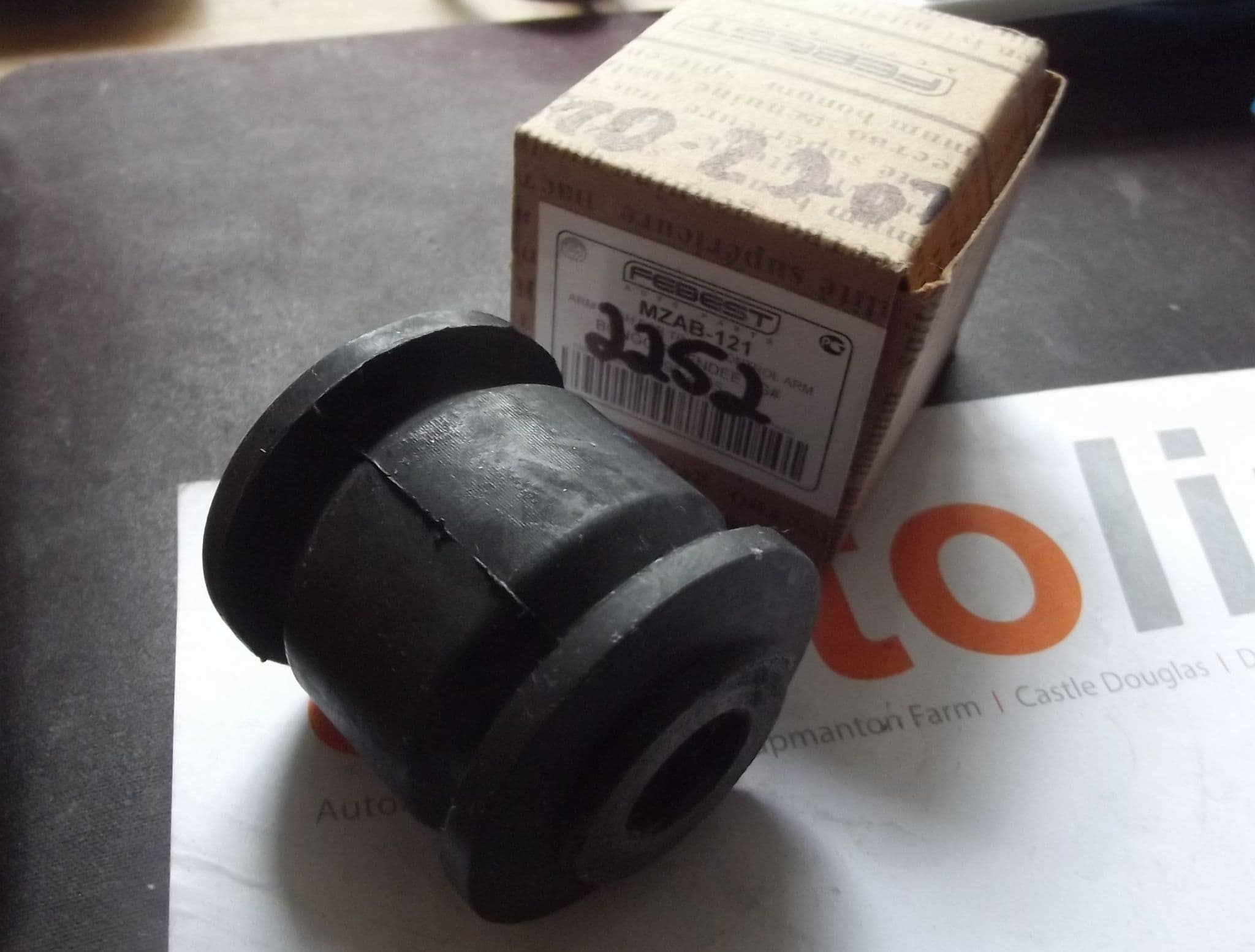 Bush Mazda Bongo Lateral link shaft r/h rear axle aftermarket