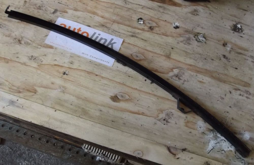 Door window glass guide channel front l/h Mazda MX-5 mk2 & mk2 5 ...