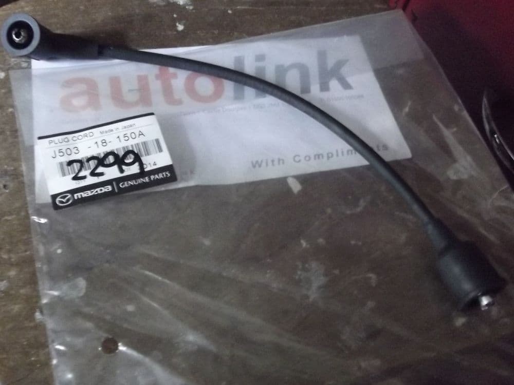 HT lead genuine Mazda Bongo 2 5i V6 king lead from coil to cap J50318150A