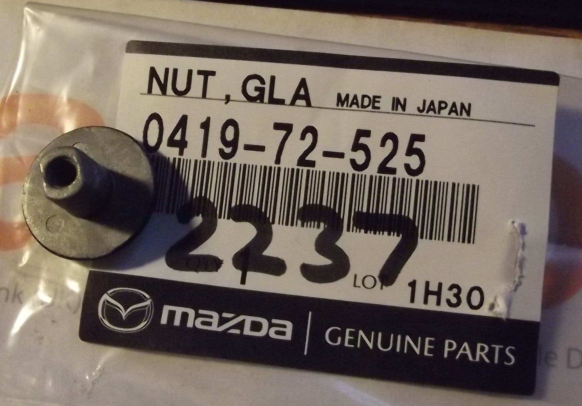 Nut window glass clamp domed Mazda Bongo 041972525