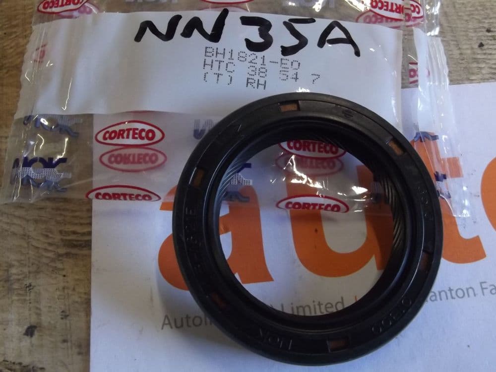 Oil seal crankshaft / camshaft front Nissan Figaro Micra K10 13510 ...
