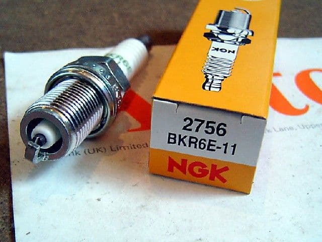 Spark plug NGK BKR6E-11