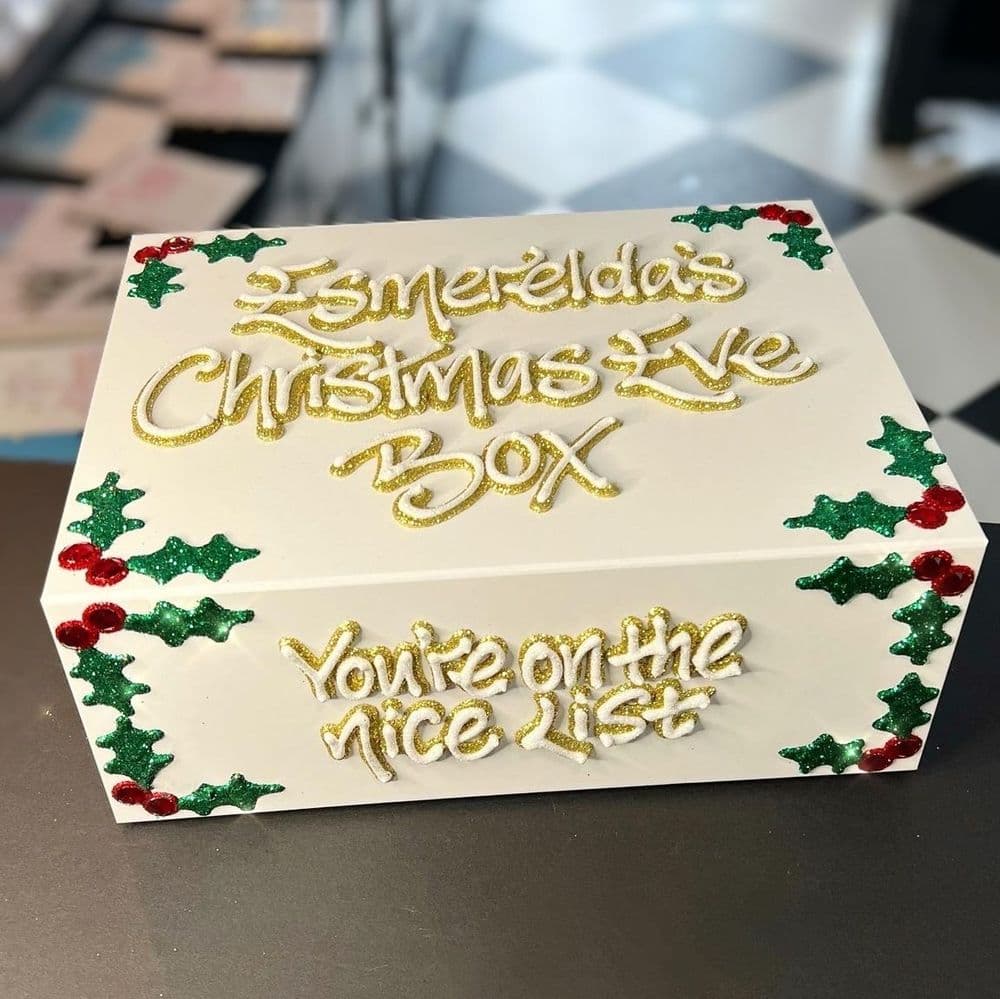 Medium White Keepsake Box