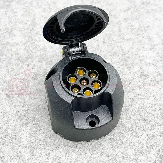 12N - Socket 7-pin - 12V