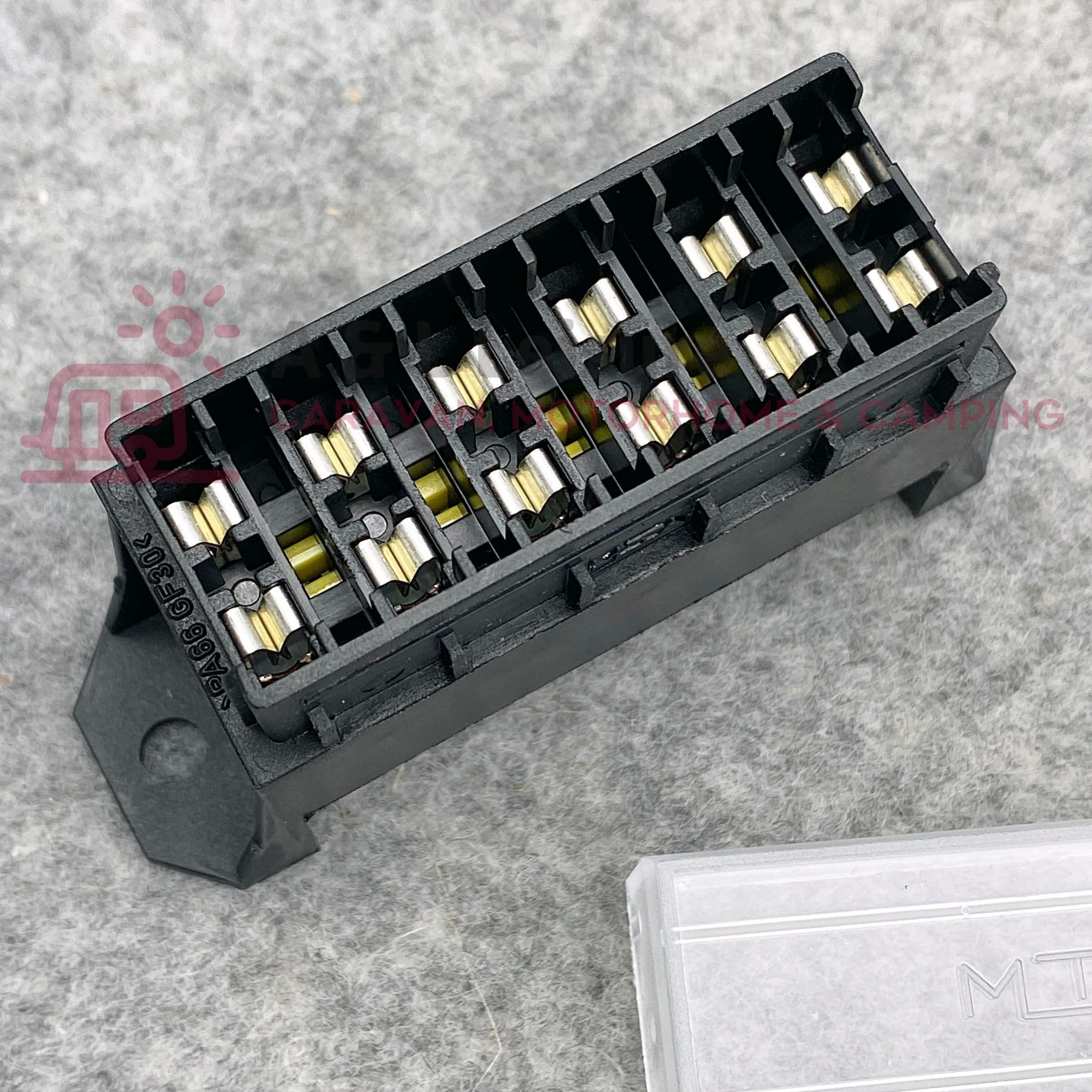6 Way Fuse Box for Standard Blade Fuses ATO Base Entry