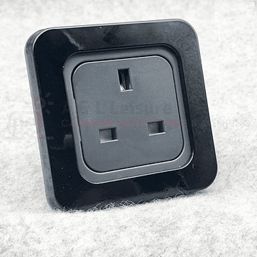 CBE C-Line 13a - 240v 1-Way Socket Faceplate & Back Box Gloss Black ...