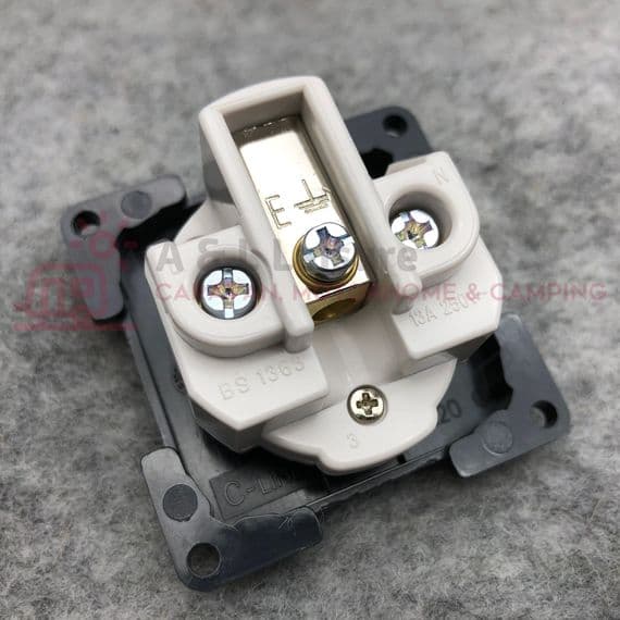 CBE C-Line 13a 240v Socket
