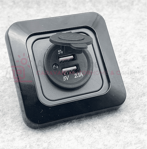 CBE C-Line Twin USB Socket Surround & Faceplate Gloss Black - CT Range