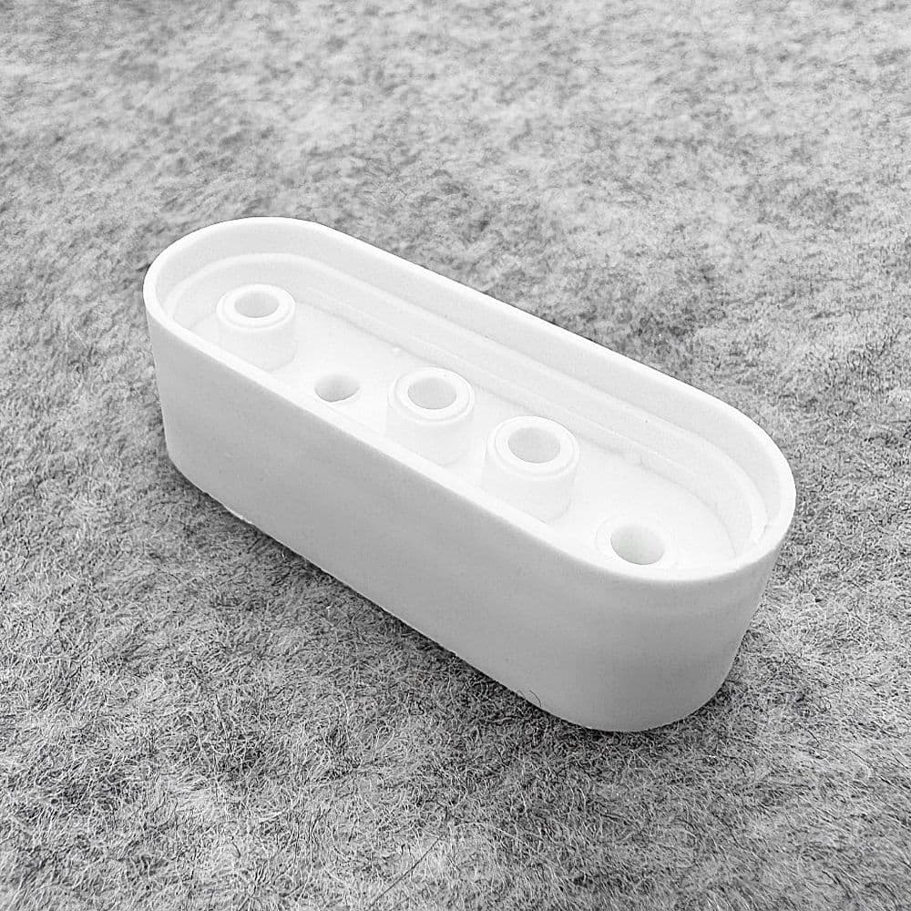 DLS Turn Button Turnbuckle Spacer - White