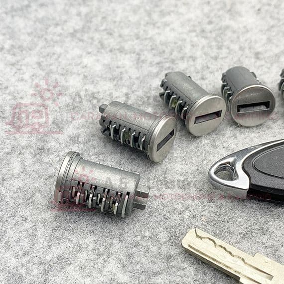HARTAL FAWO Door Lock 7 x Barrel & Flip Key Set SWIFT Caravans - SWI7CYLSET
