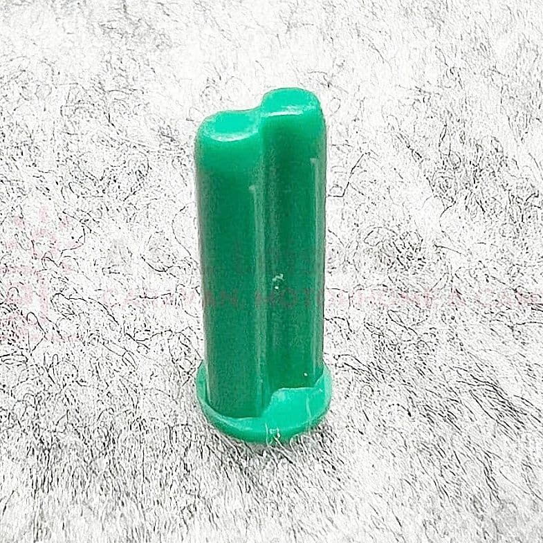 REICH Tap Shower Vector Tails Green Safety Retaining Pin