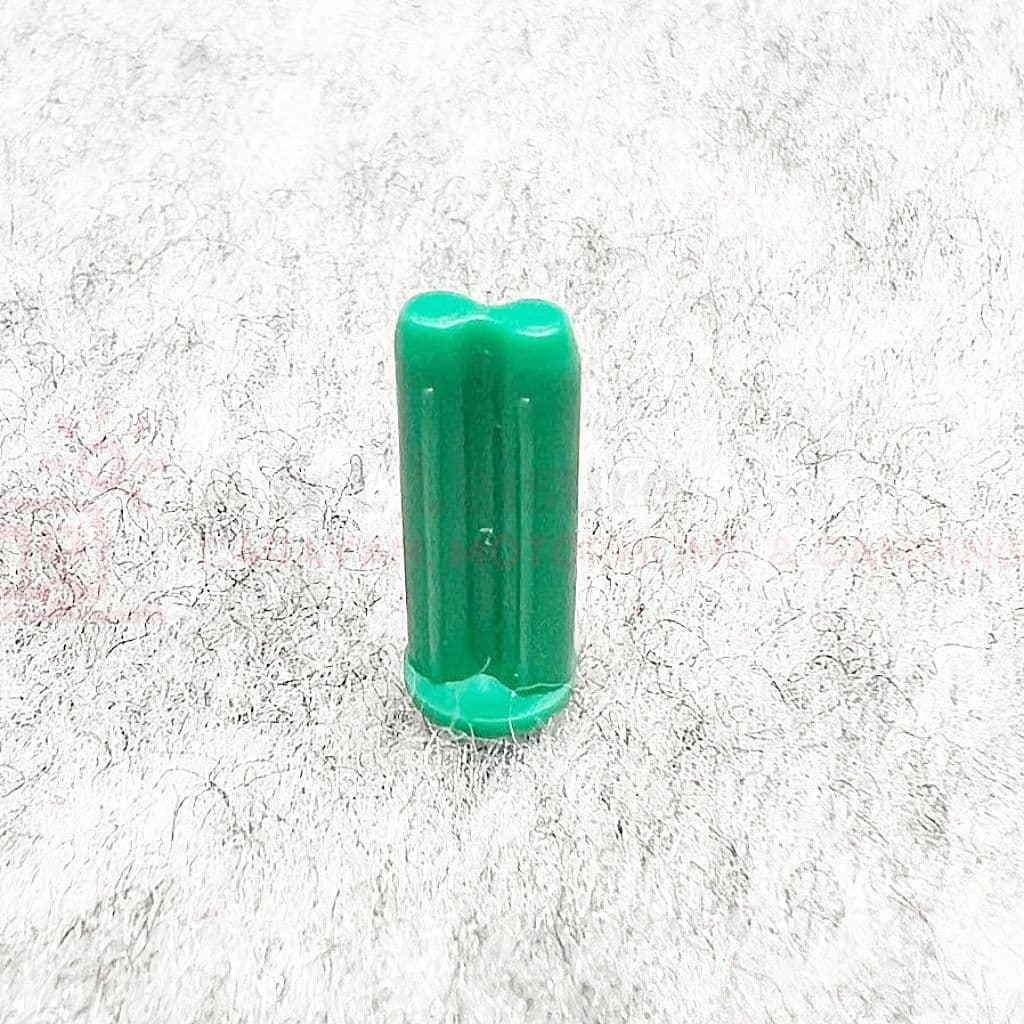 REICH Tap Shower Vector Tails Green Safety Retaining Pin