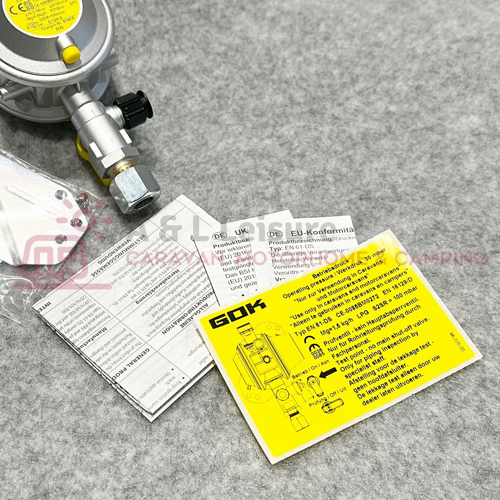 TRUMA GOK Bulkhead Regulator 10mm Outlet 30 Mb VA Switch PROPANE BUTANE ...