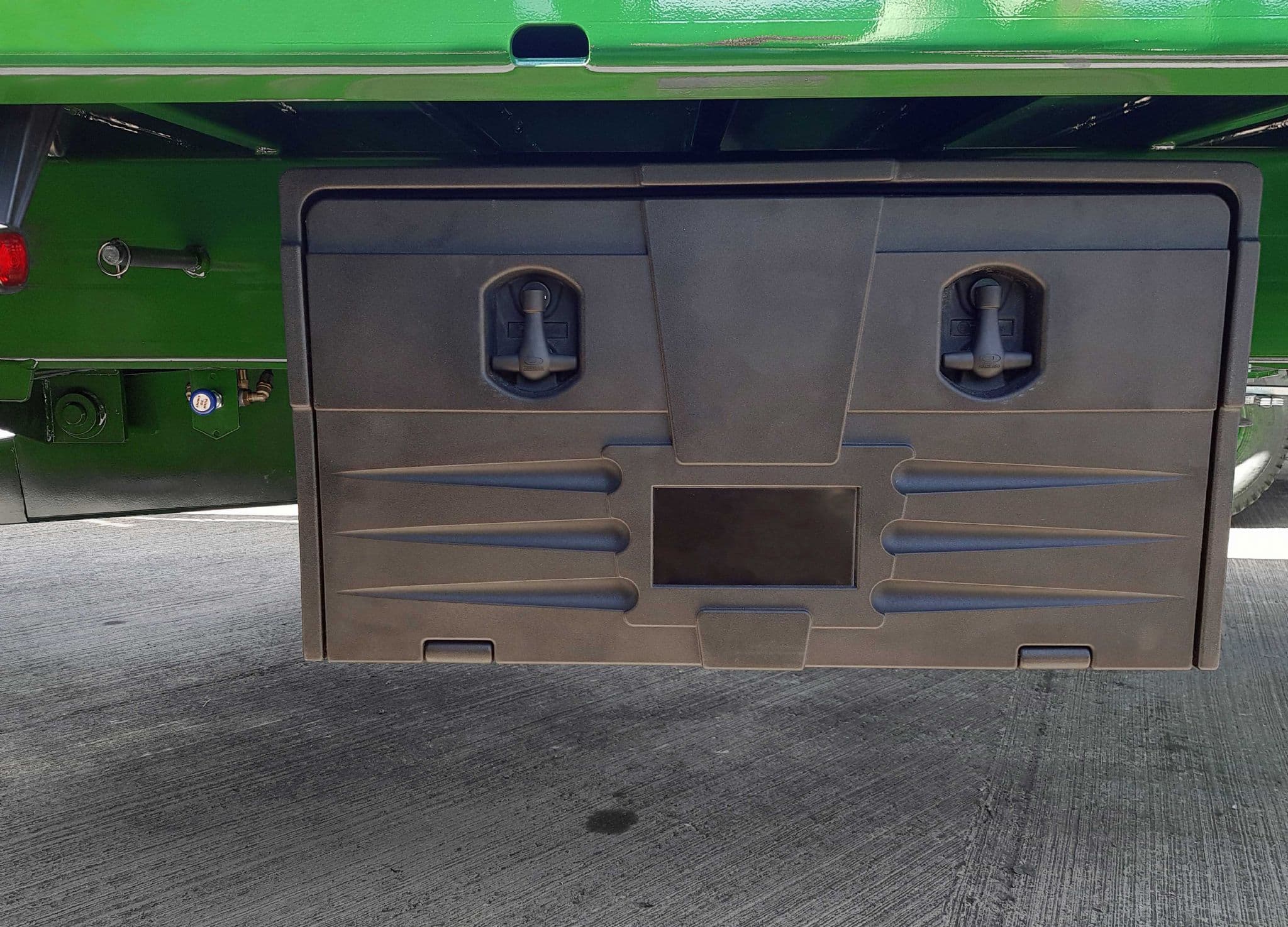 Commercial Vehicle Toolbox 900mm - JBZ900