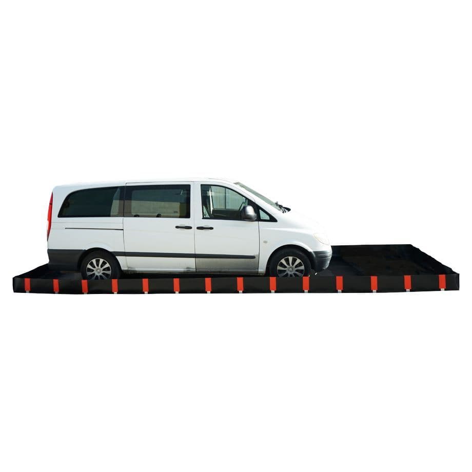 Vehicle and Equipment Bund 250 x 700 x 25cm for 20" ISO Container ...