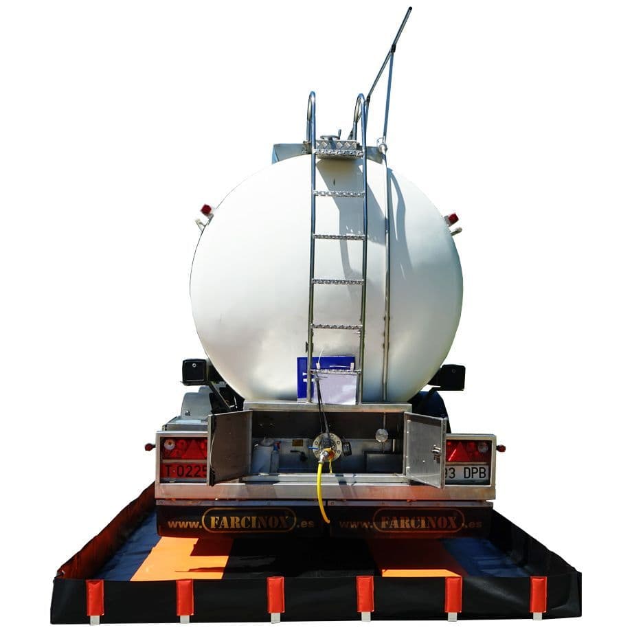 Vehicle and Equipment Bund 300 x 1300 x 25cm for 40" ISO Container ...