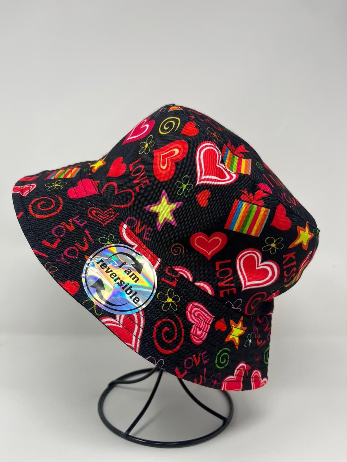 Love bucket hat