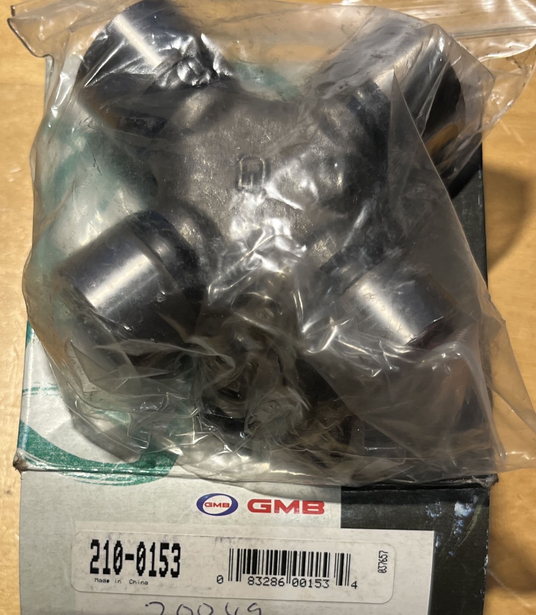 1953-73 prop-shaft Universal Joint 210-0153 20049 New