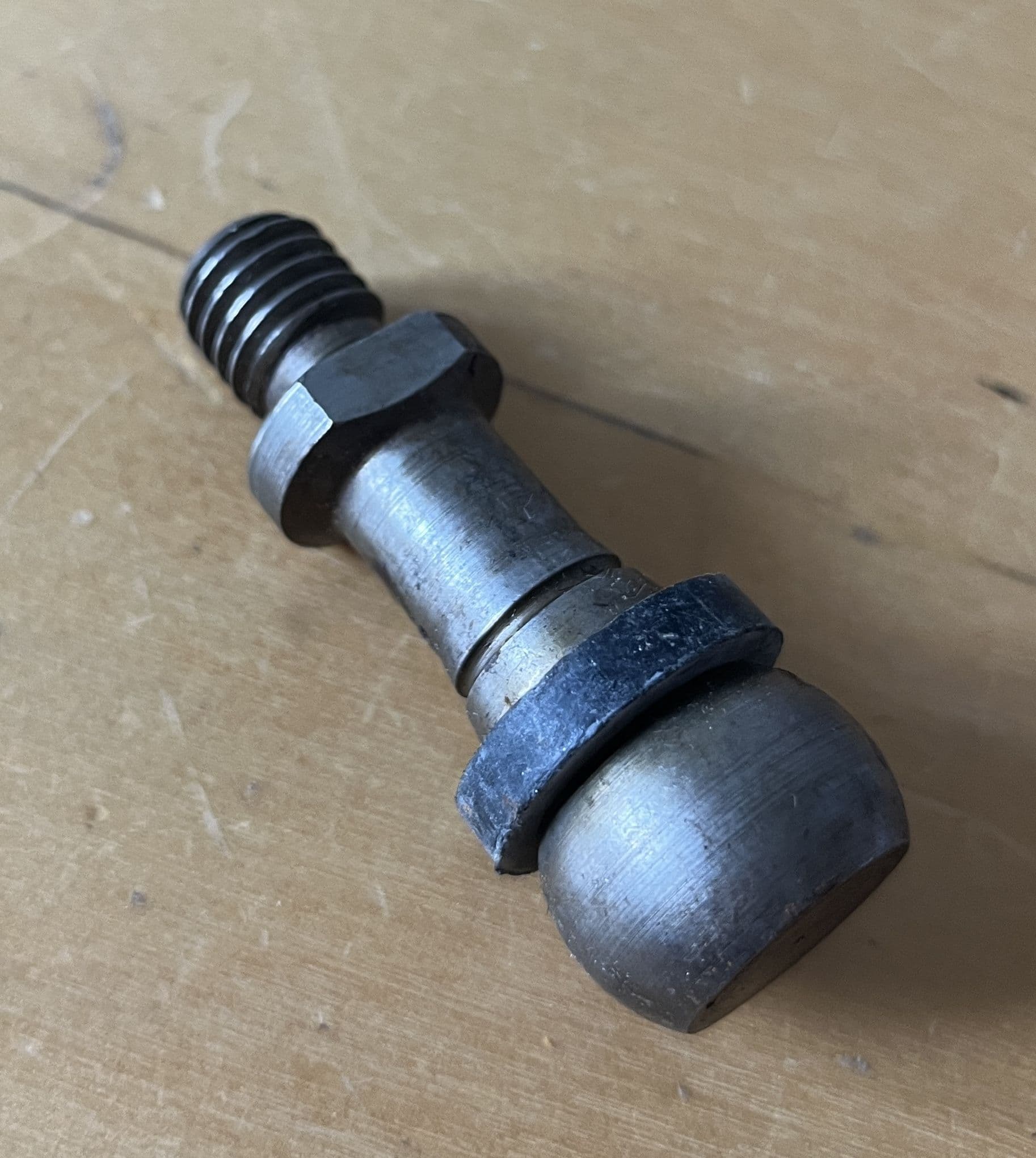 1955-1981 C1 C2 C3 Clutch Shaft BALL PIVOT STUD Bushing GM 3866568 New