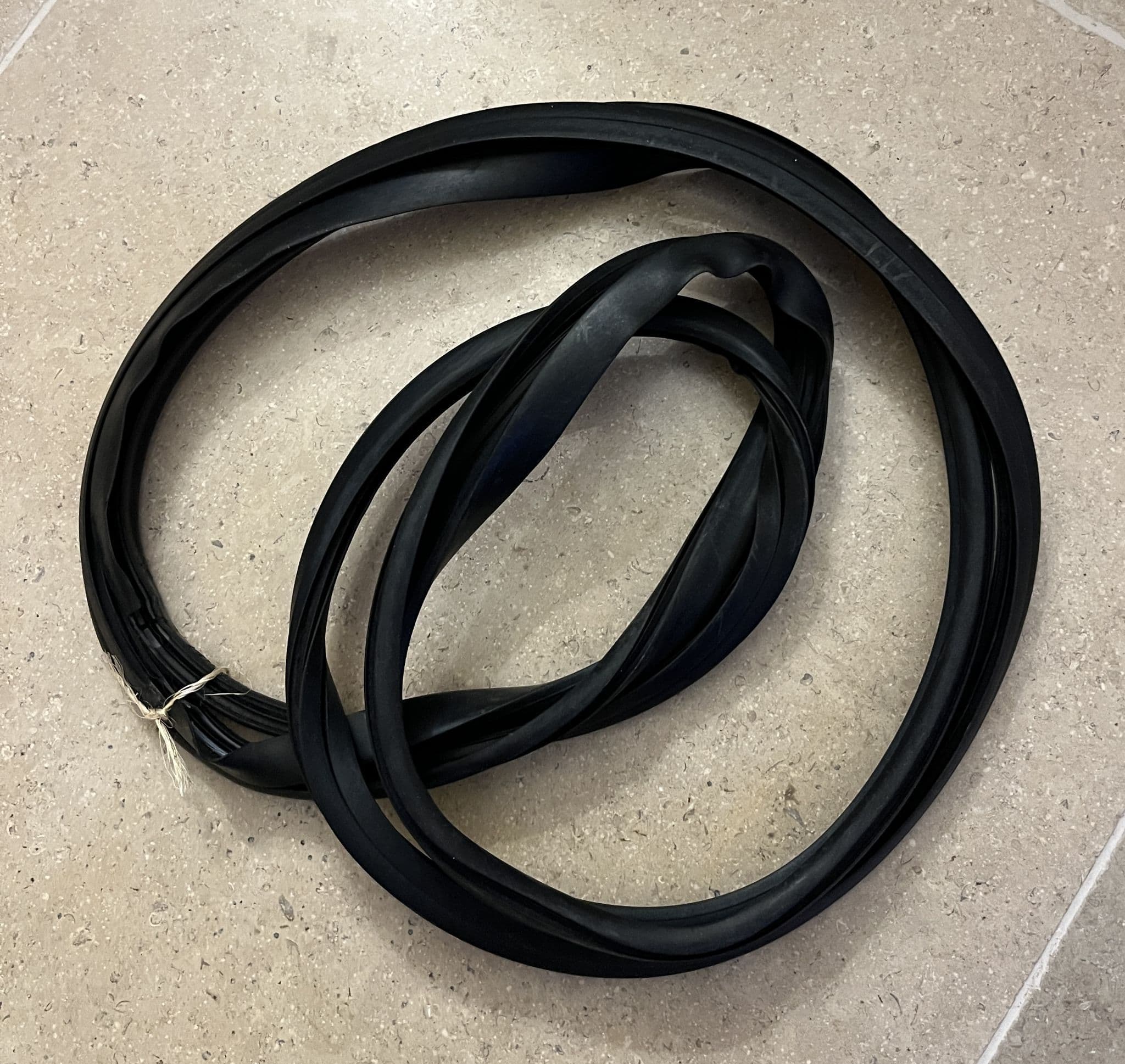 1956-1962 C1 Corvette Windshield CHANNEL rubber New