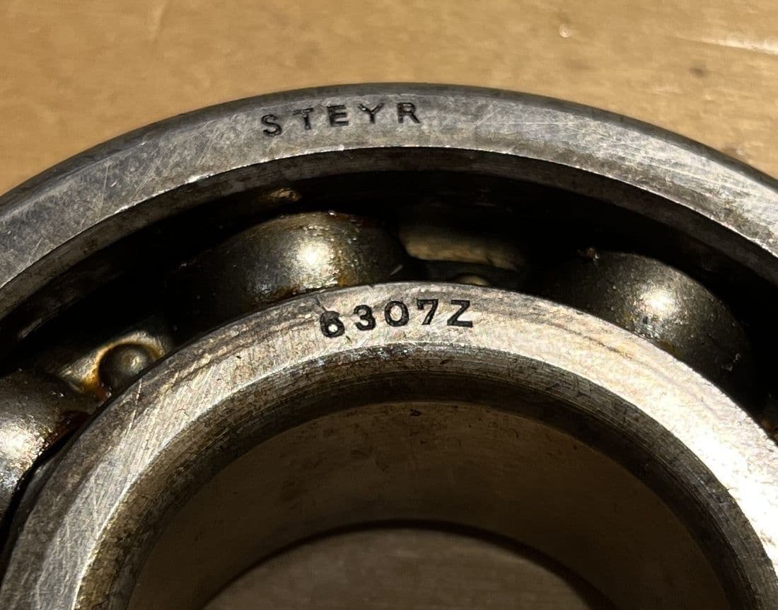 1956-86 Borg Warner T-10 6307z caged ball BEARING 80 x 35 x 21 vintage