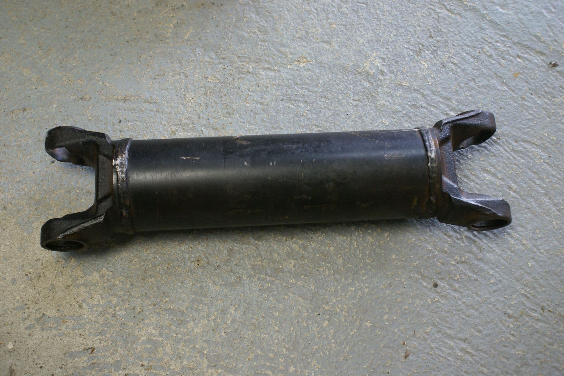 1963-1979 C2 C3 Corvette Half / Drive Shaft 14& x22; C/C 3& x22; Dia Used