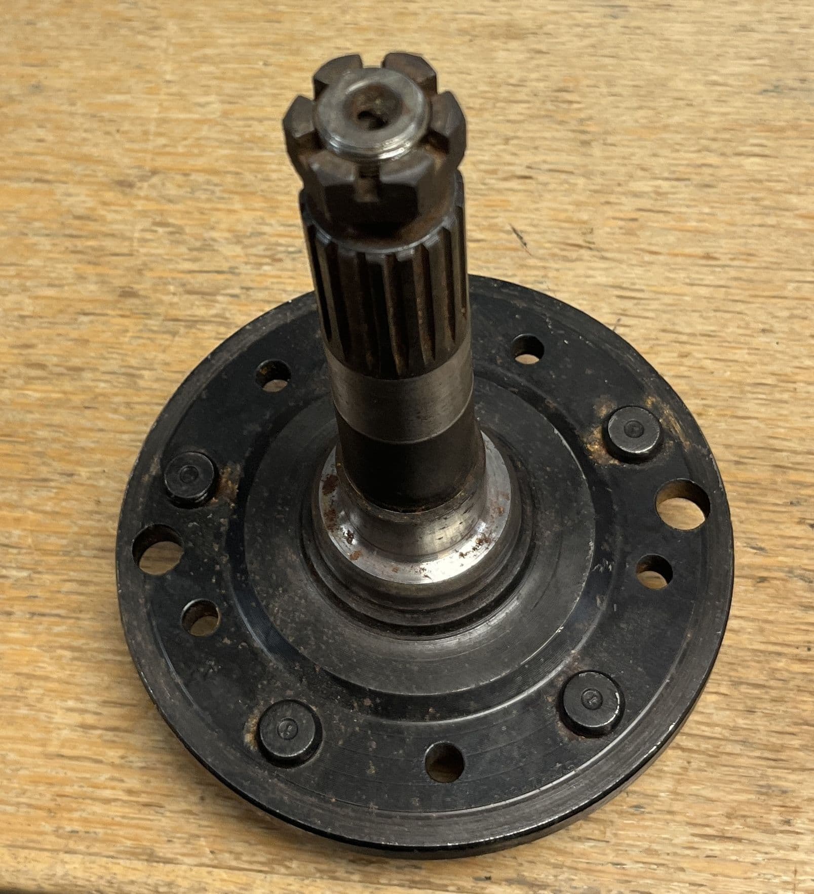 1963-1982 Corvette C2 C3 Rear Wheel Spindle & Castle nut OK Used