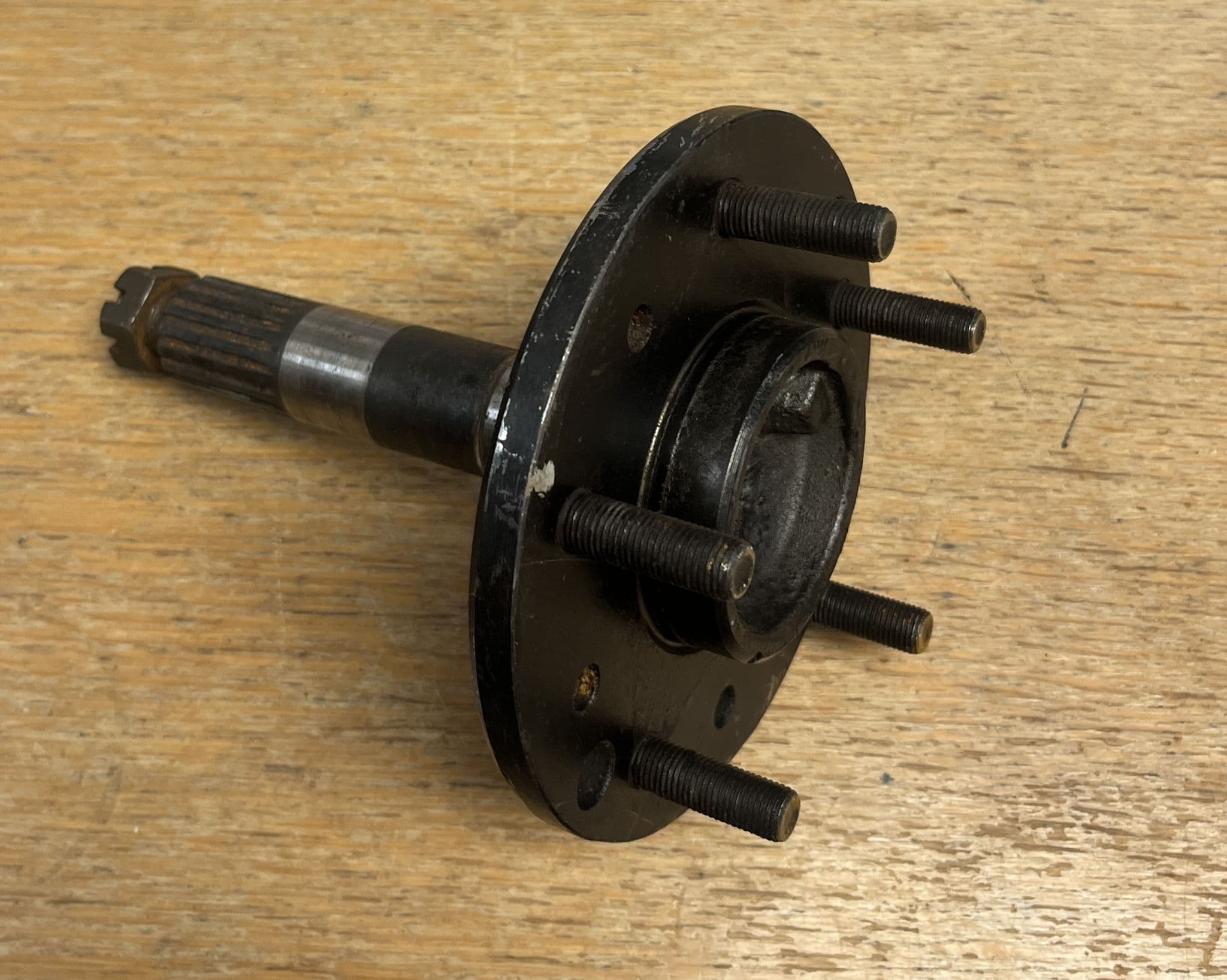 1963-1982 Corvette C2 C3 Rear Wheel Spindle & Castle nut OK Used