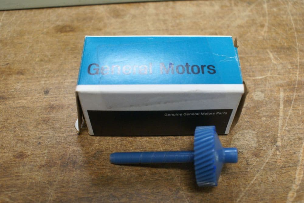 1968-74 TH400 Speedometer Gear Blue 38 Teeth GM 1359272 New