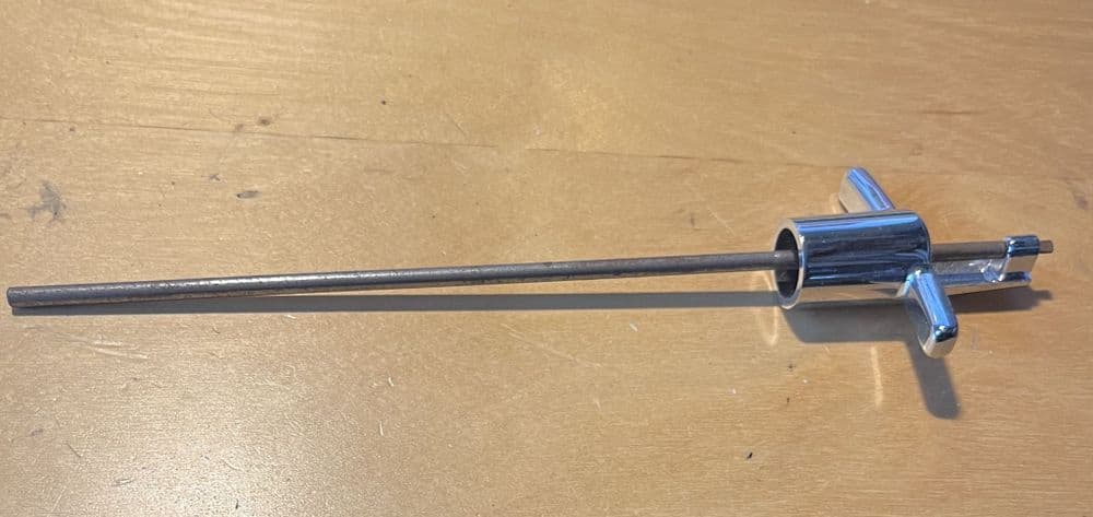 1968-81 Shifter T-Bar Reverse Lock Out Muncie/T10 8 5" ROD Used 1