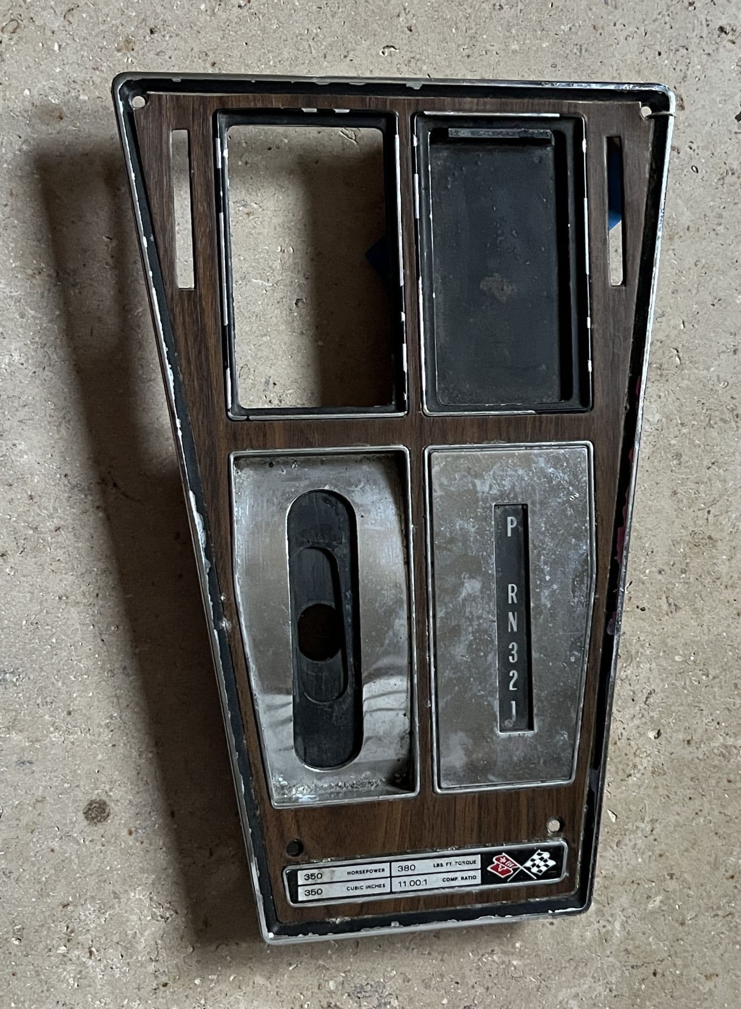 1969-1971 L46 C3 Corvette 350/350 hp Auto Shifter Console Bezel de luxe ...