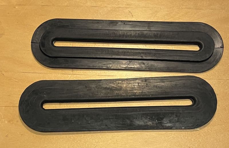 1969-1971 Pair Corvette Seat Belt Carpet Inserts LS414 new