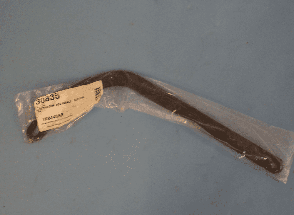 1975-1977Corvette C3 Alternator Adjuster Mount SBC New Box D