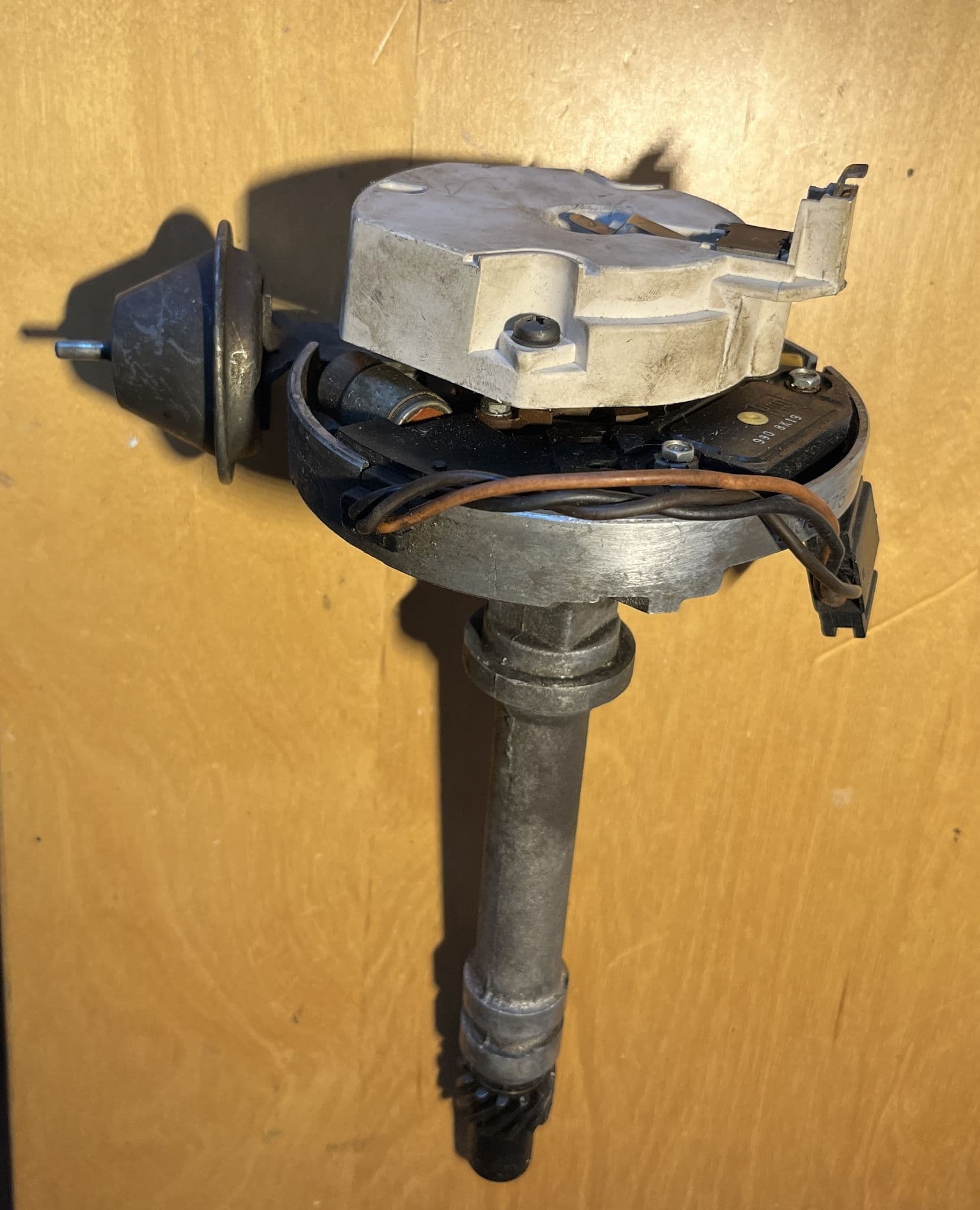 1975 -1980 C3 Corvette vacuum advance 3-wire HEI Distributor OEM GM 1103376