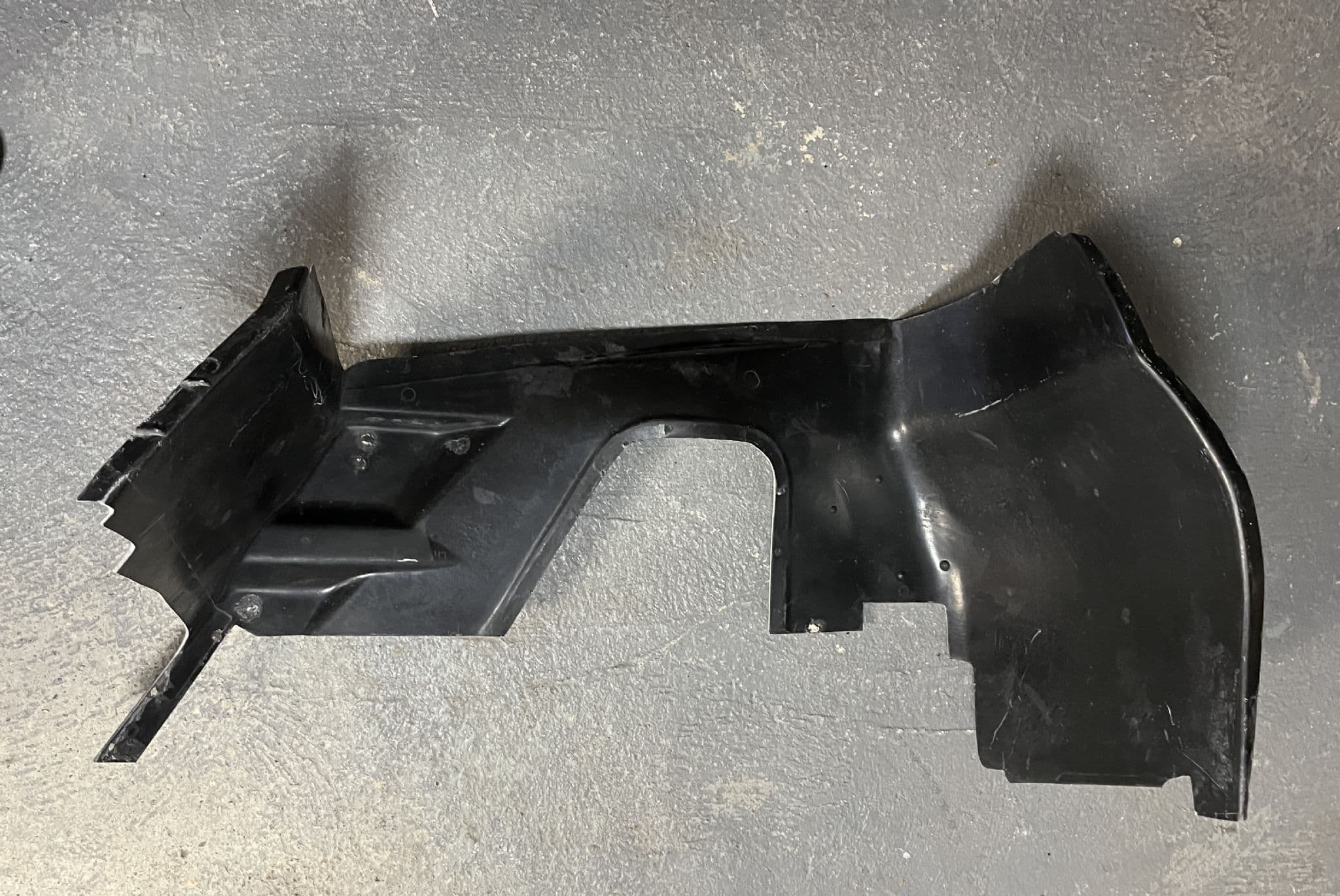 1980-1982 Corvette C3 LH Inner Fender Skirt Used Fair