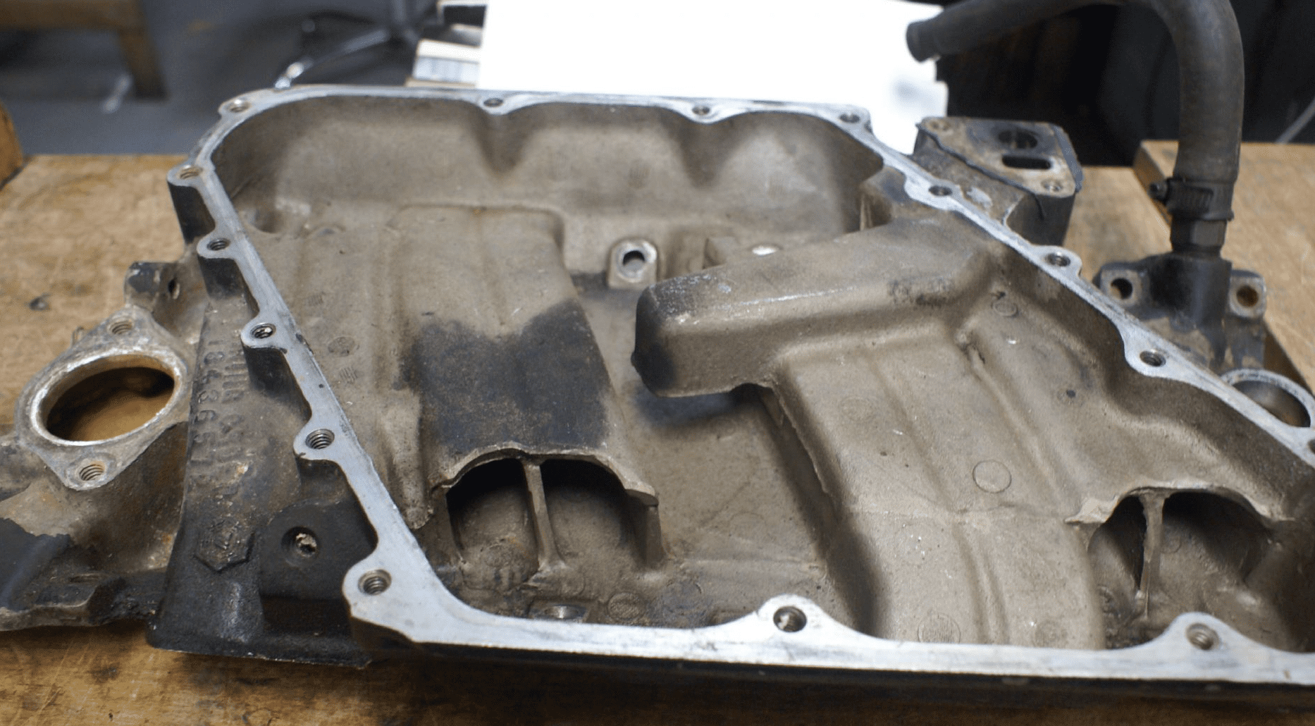 1982-1984 CROSSFIRE Intake Manifold GM 14057017 Used