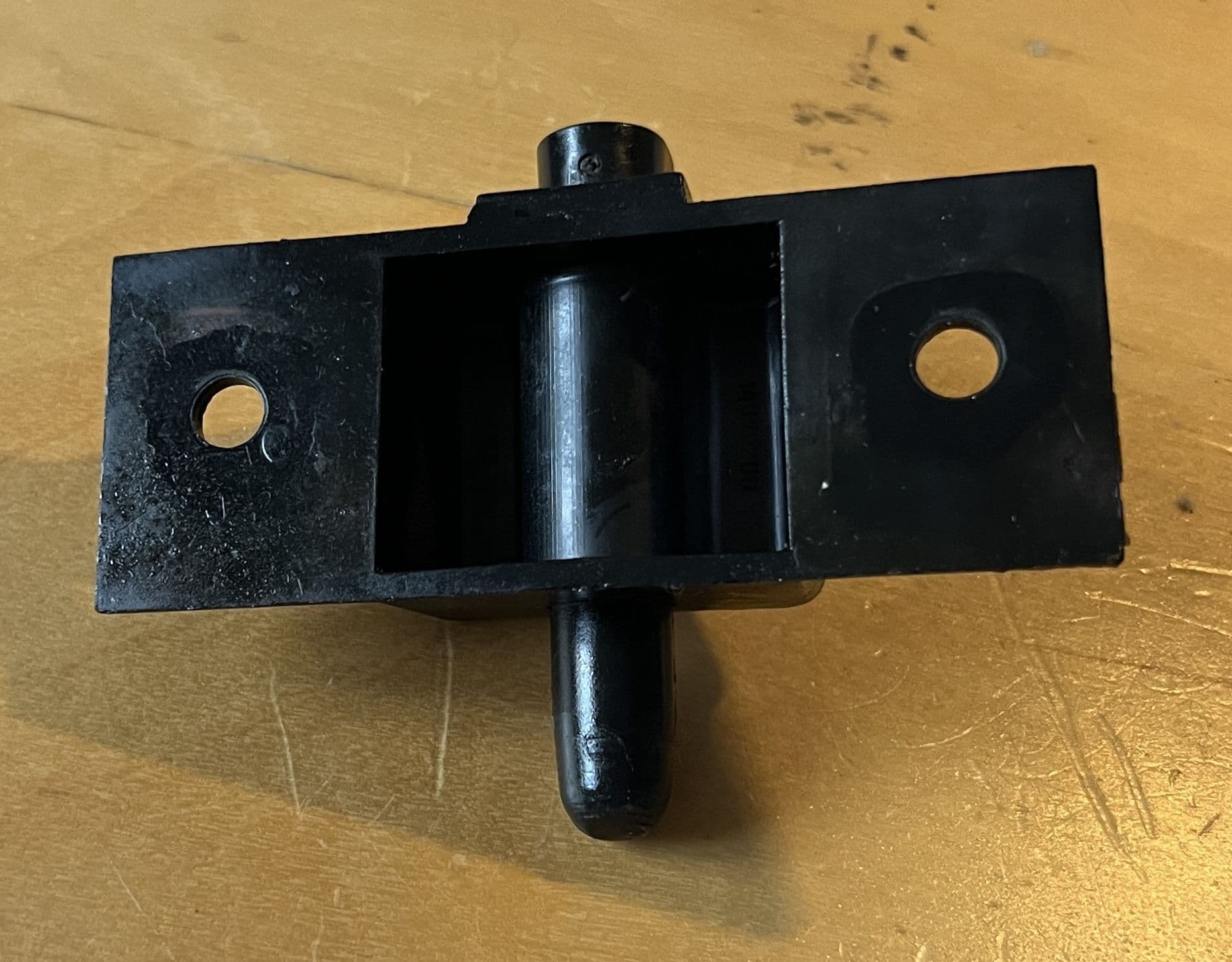 1984-1996 C4 Corvette Rear Cargo Targa Top Storage Latch GM 14049200 Used