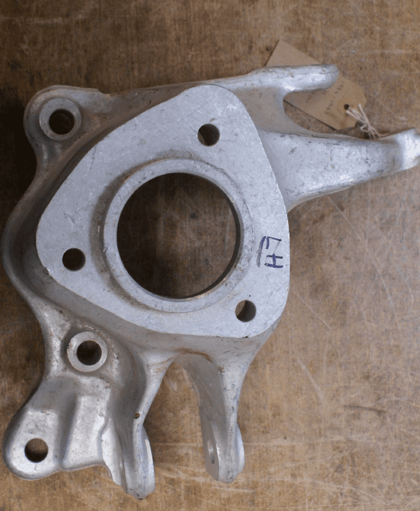 1984-85 C4 Corvette Rear Suspension Knuckle LH GM 14041901 Used