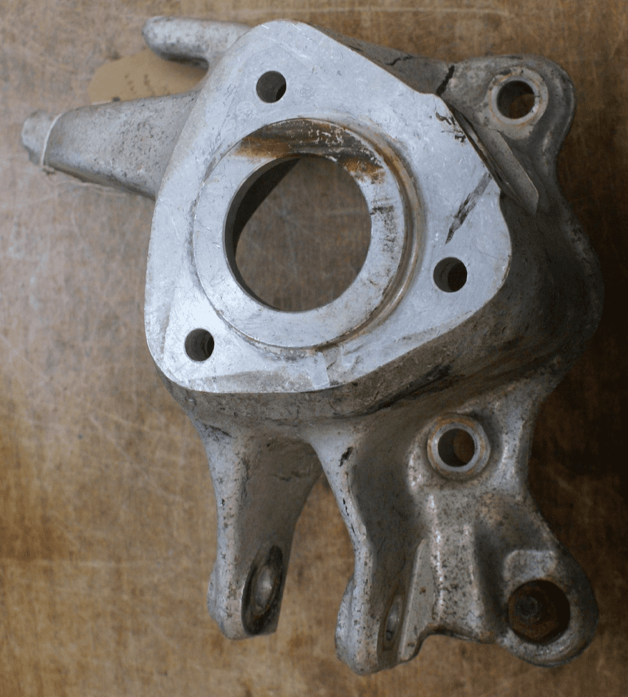 1986-87 C4 Corvette Rear Suspension Knuckle RH GM 14084094 Used