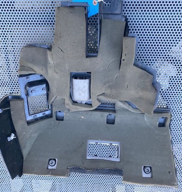 1990-91 C4 GM LH HUSH PANEL Knee Bolster Lower dash black carpet inc GM ...