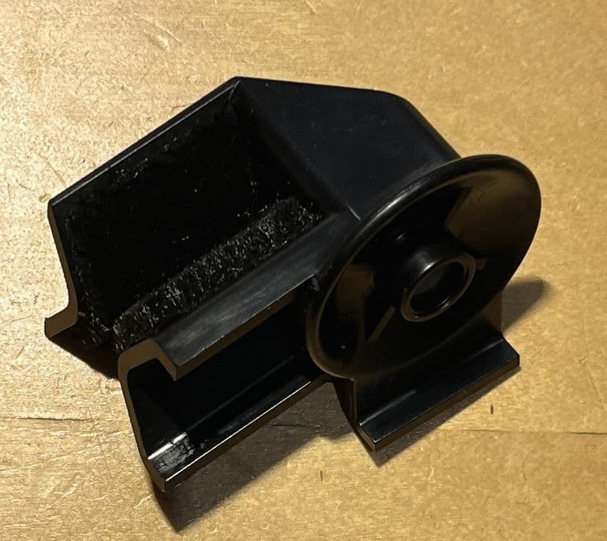 1993-1996 C4 Corvette Door Window GUIDEFront Left GM 10243037 vg used