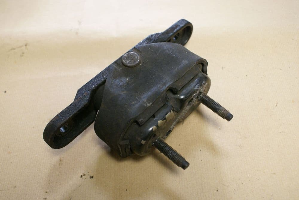 1997-2004 C5 Corvette Lower Differential Mount Used